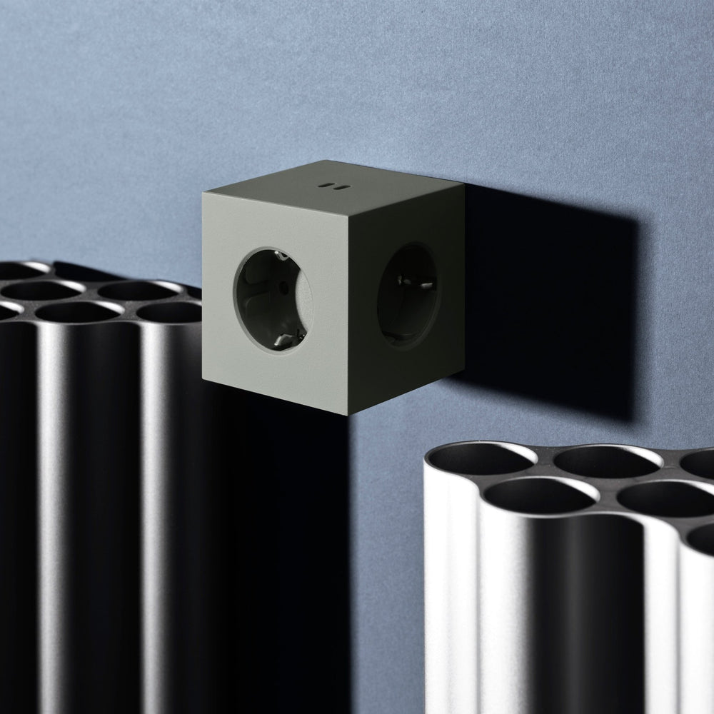 Square 2 - Power Extender – AVOLT